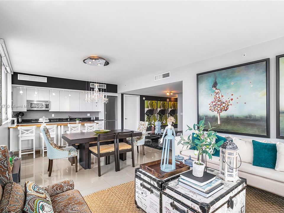 92 SW 3rd St Miami FL | Zillow