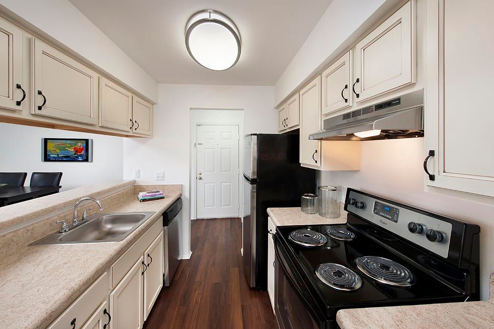 14101 Kristin Ct #B07-203, Woodbridge, VA 22191 | Zillow