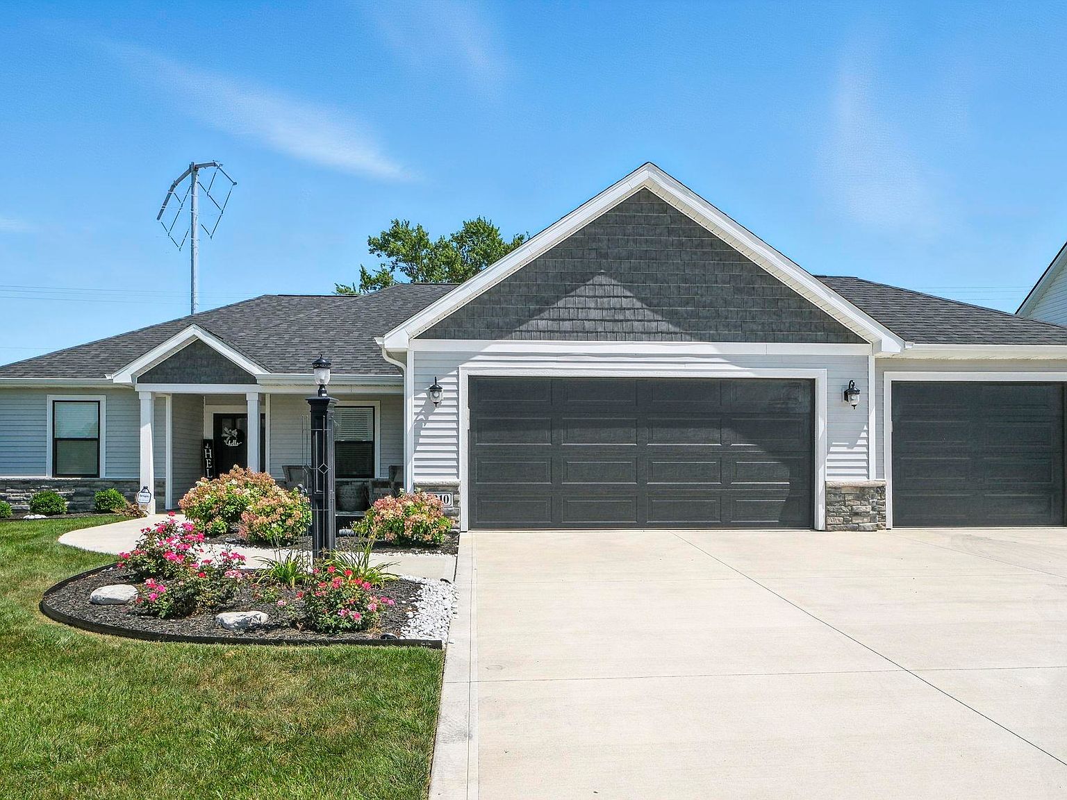 3310 Brantley Dr, New Haven, IN 46774 | MLS #202532721 | Zillow