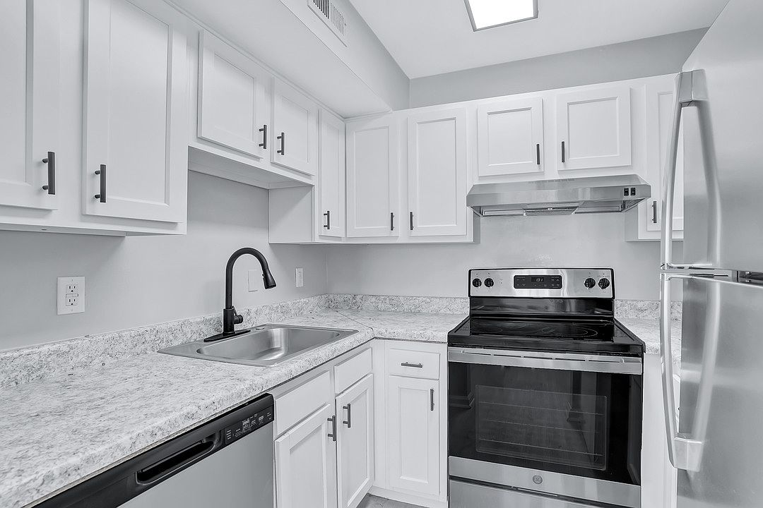 418 Cox Lndg #401-H, Newport News, VA 23608 | Zillow