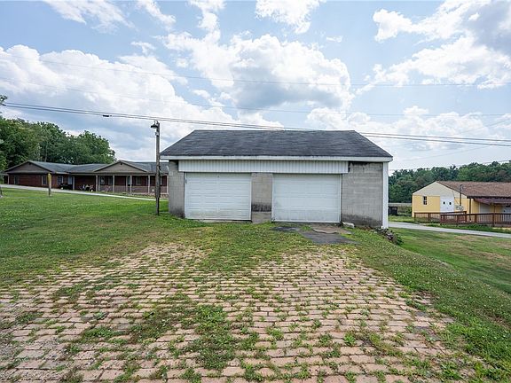 179 Main St, Adamsburg, PA 15611 | Zillow