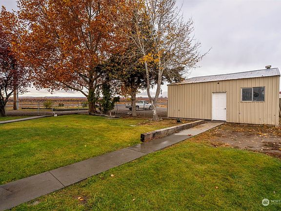 61203 W Roza Road, Benton City, WA 99320 | Zillow
