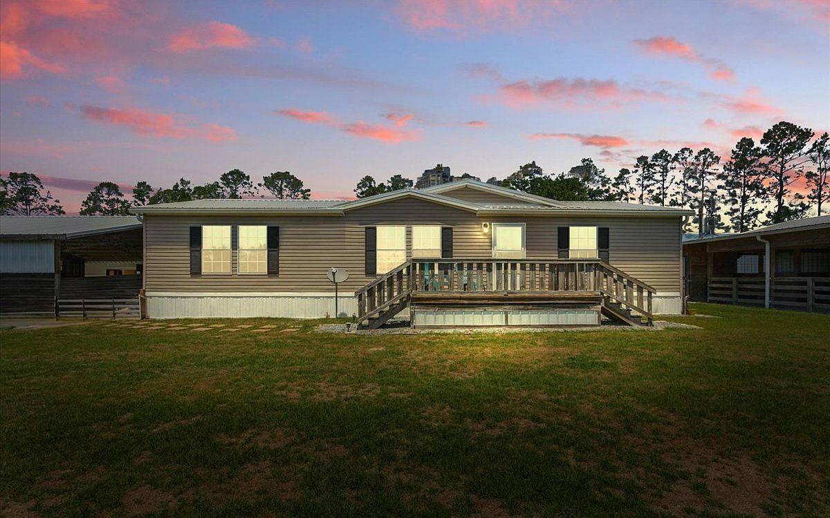 135 NW Alex Ct, Wellborn, FL 32094 | Zillow