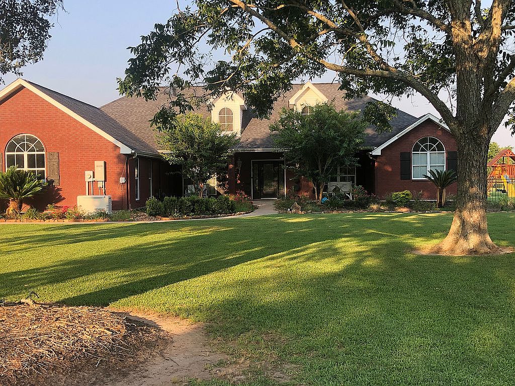 106 Glenn Ln, Stowell, TX 77661 | Zillow