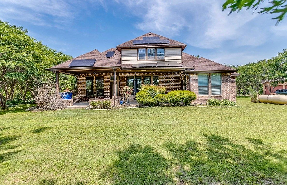 4103 Ennis Pkwy, Ennis, TX 75119 | MLS #20445040 | Zillow