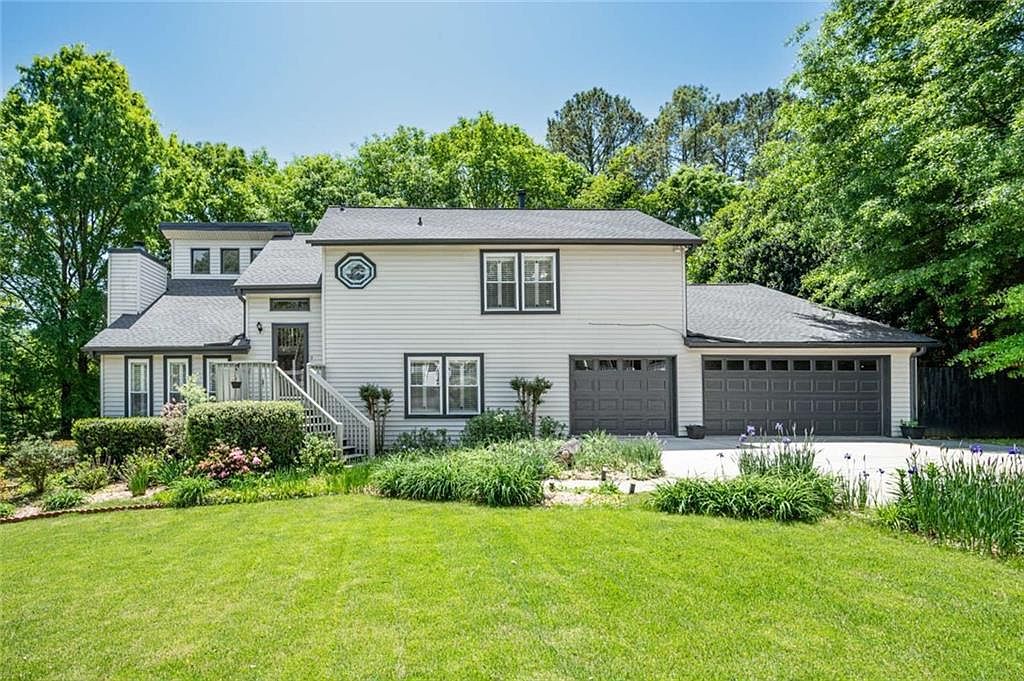 225 Farm Ct, Roswell, GA 30075 | Zillow