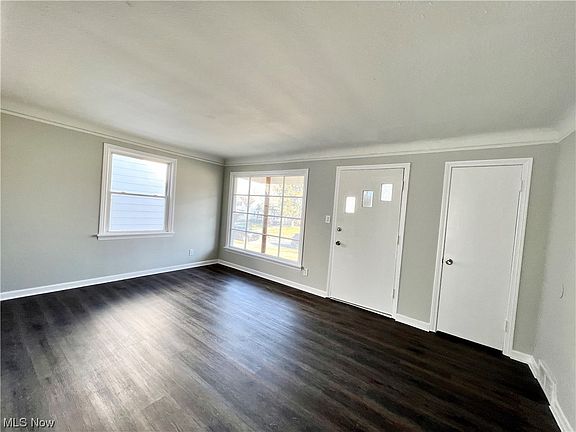 19902 Gardenview Dr, Maple Heights, OH 44137 | MLS #4446156 | Zillow