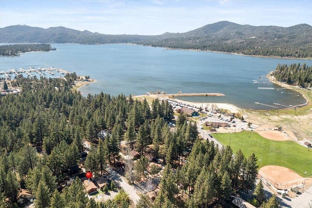 404 Jeffries Rd, Big Bear Lake, CA 92315 | Zillow