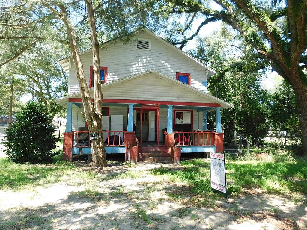 628 SE Pearl St, Collins, GA 30421 | Zillow