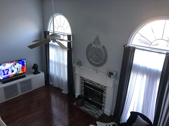 6107 George Baylor Dr, Centreville, VA 20121 | Zillow