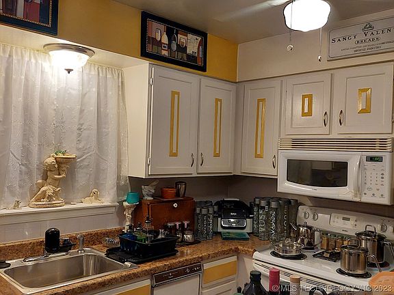 4337 E 68th St #502A, Tulsa, OK 74136 | MLS #2341904 | Zillow