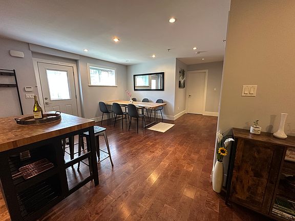 3603 Triumph St, Vancouver, BC V5K 1V2 | Zillow
