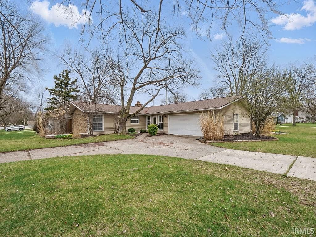 3706 Marigold Dr, Fort Wayne, IN 46815 | Zillow