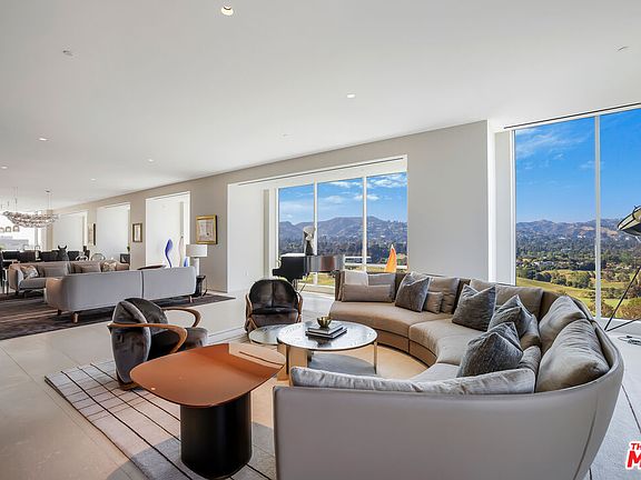 1200 Club View Dr PENTHOUSE 19, Los Angeles, CA 90024 | Zillow