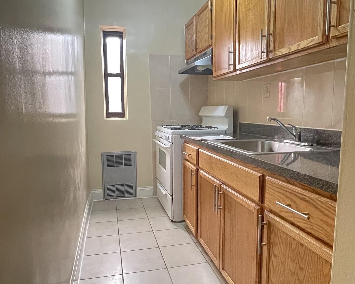 88-15 148th St #31, Jamaica, NY 11435 | Zillow
