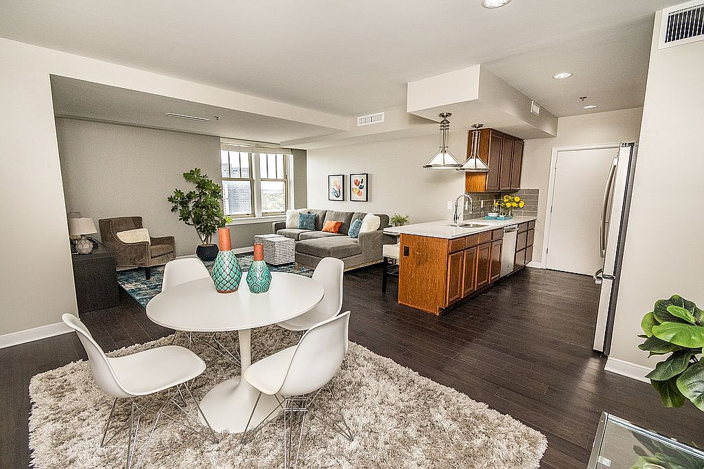 525 W Lafayette Blvd 30-apt 16C, Detroit, MI 48226 | Zillow