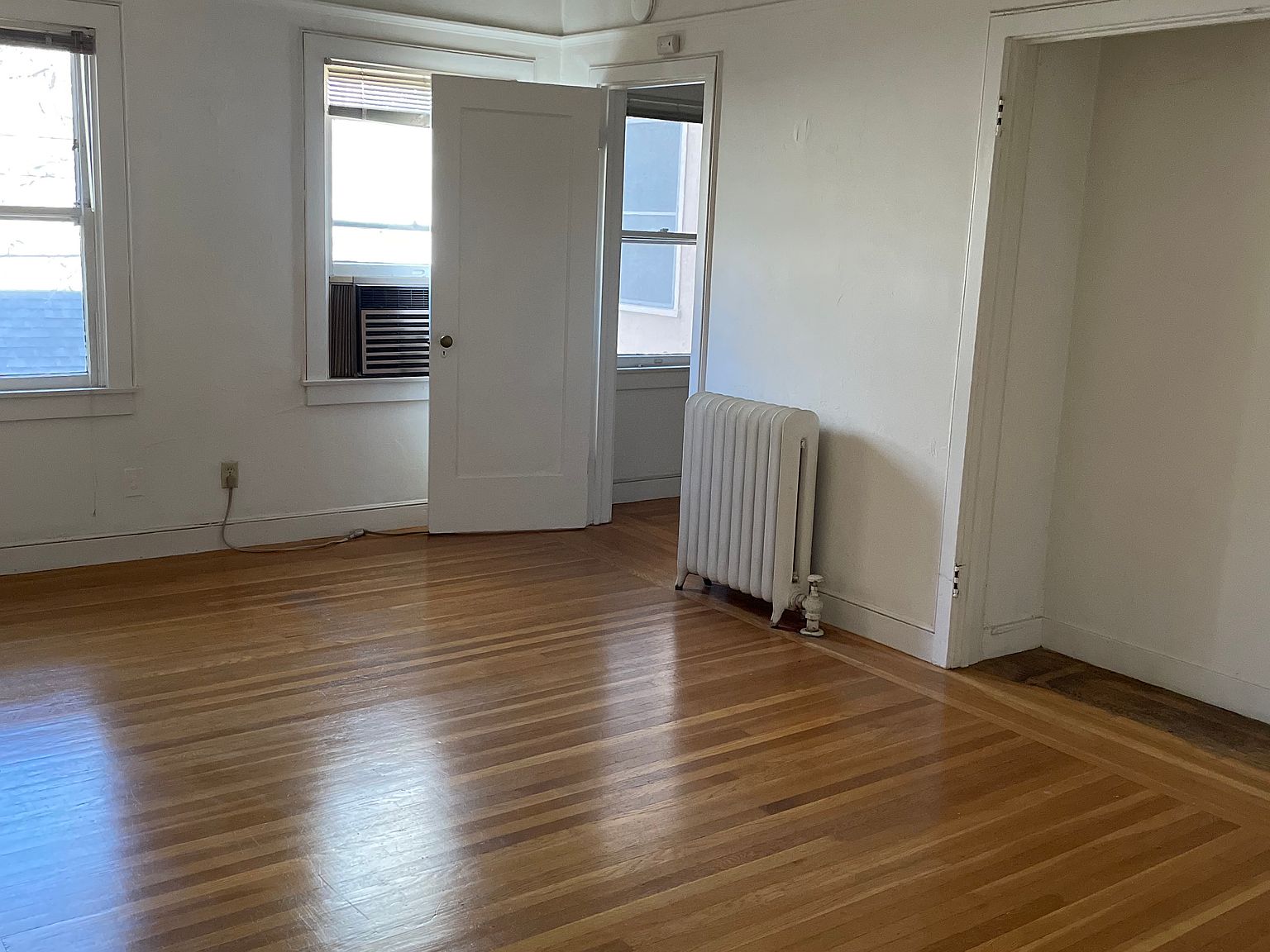 817 25th St APT 2C, Sacramento, CA 95816 | Zillow