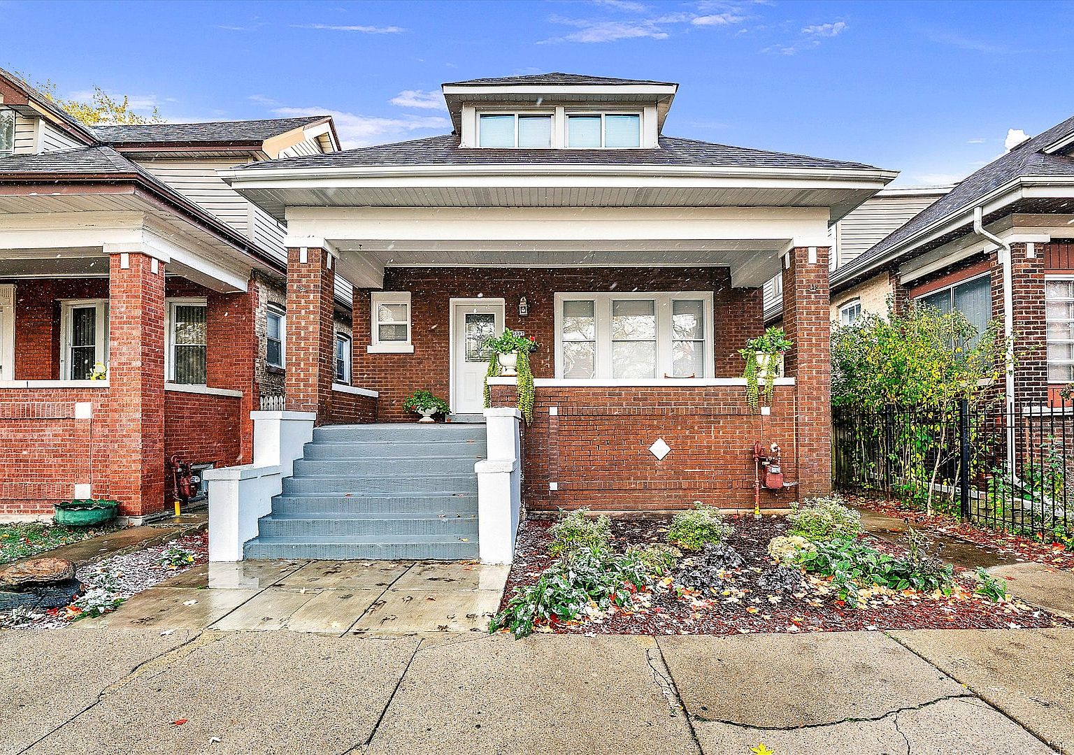 3307 W 65th St, Chicago, IL 60629 | MLS #11936834 | Zillow