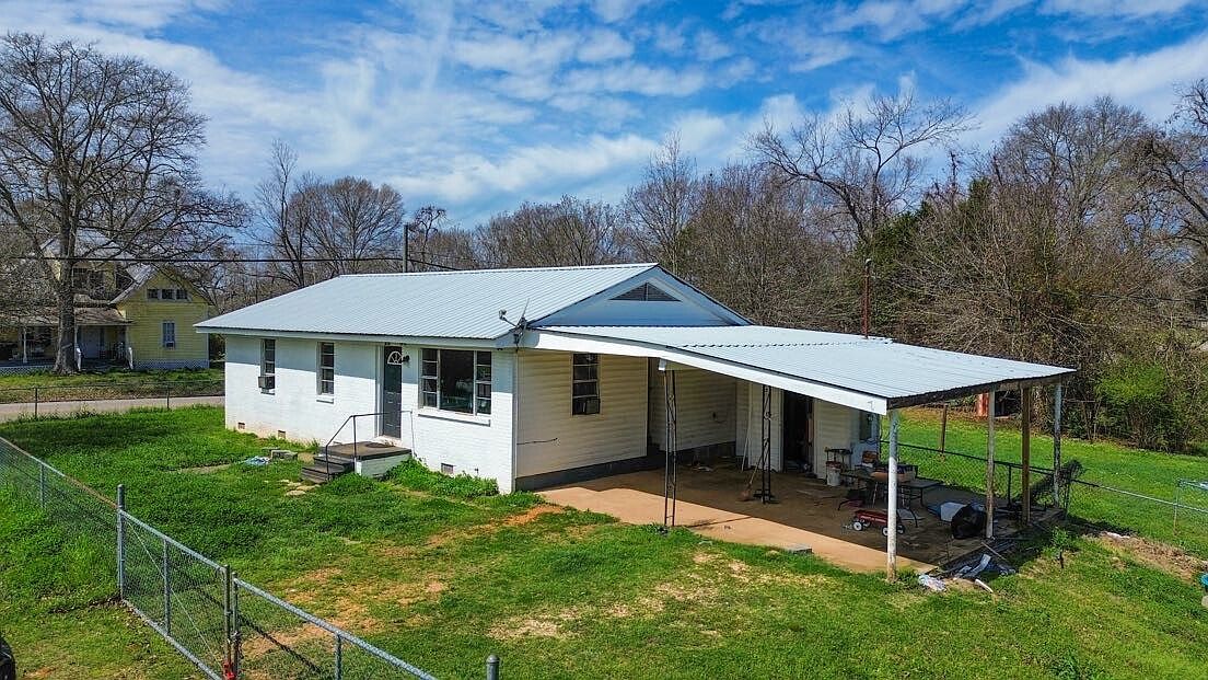 450 4th Ave, Thomaston, AL 36783 | Zillow