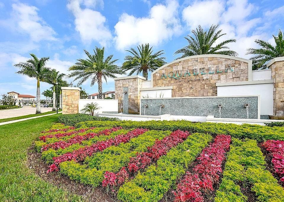 10486 W 33rd Way #10486, Hialeah, FL 33018 | Zillow