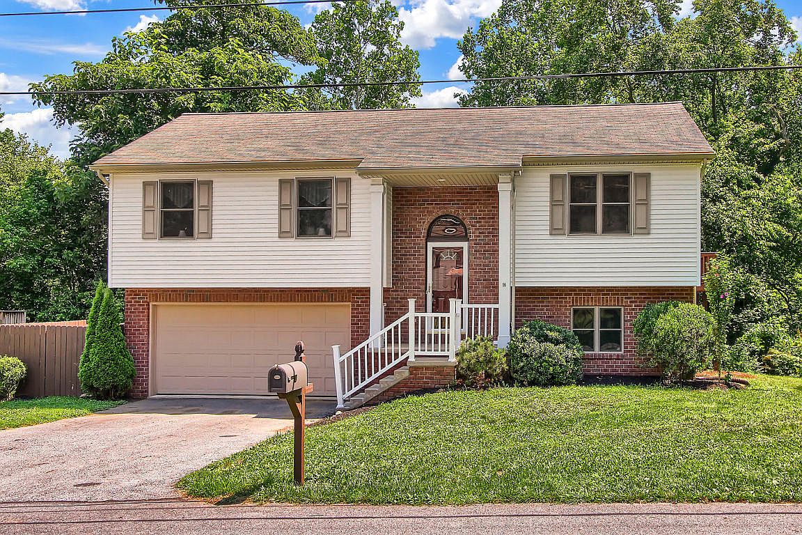 2115 Lyndon Ave, Lancaster, PA 17602 | Zillow