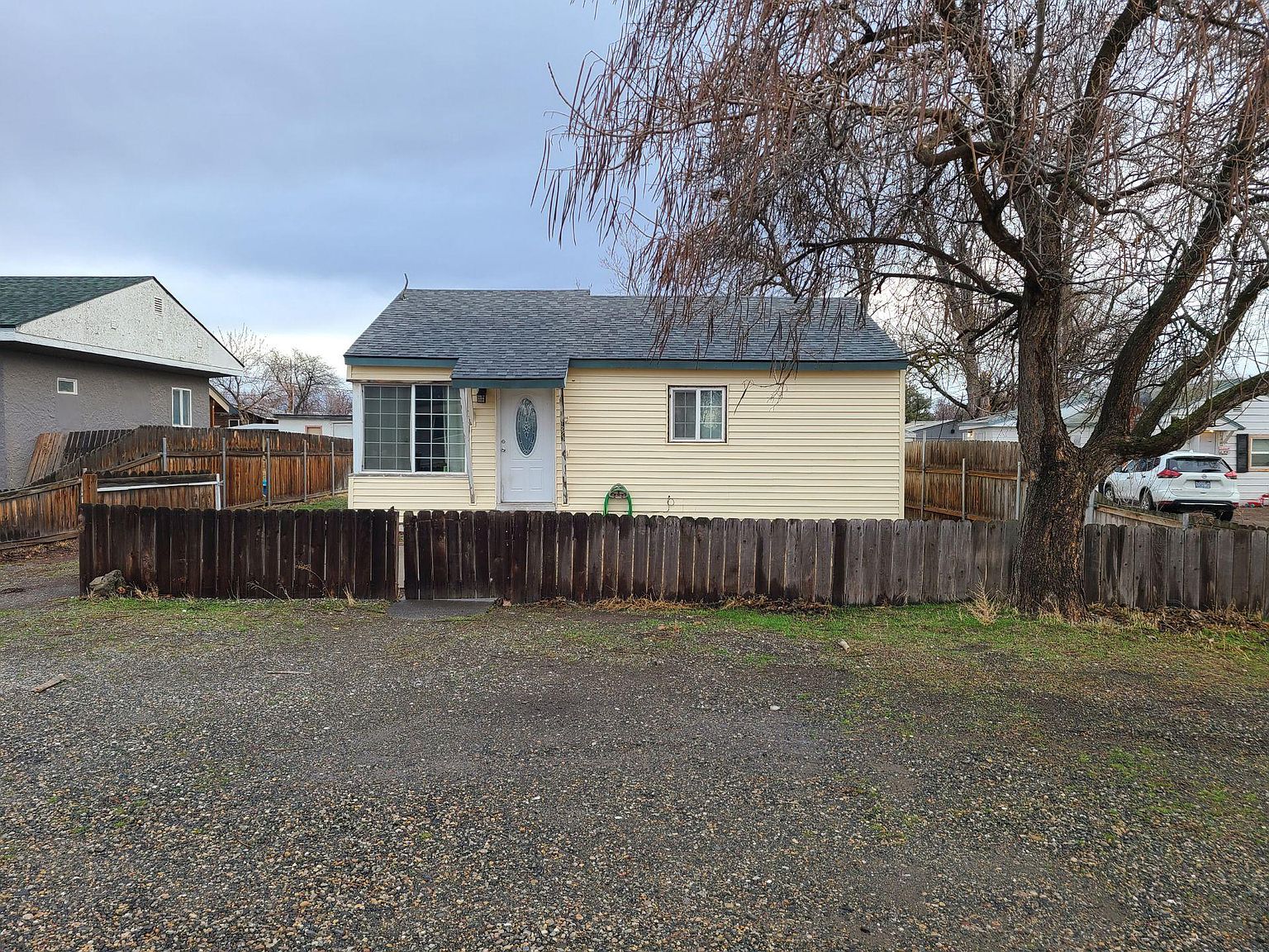 1223 S 13th Ave, Pasco, WA 99301 | Zillow