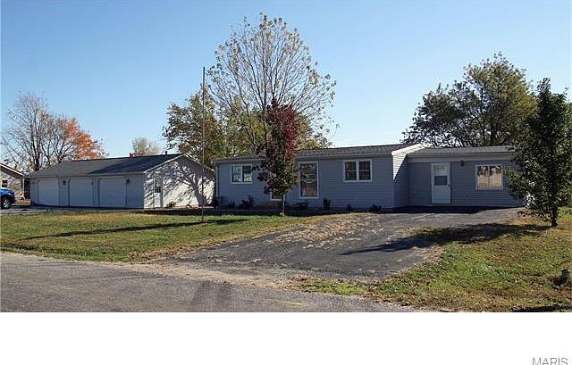 1296 Lakeview Ct, Fowler, IL 62338 | Zillow