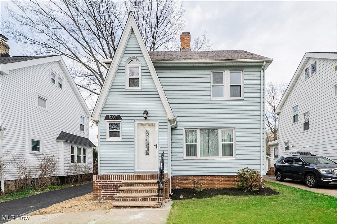 1607 Maple Rd, Cleveland Heights, OH 44121 | Zillow