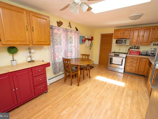 228 S Pennell Rd, Media, PA 19063 | MLS #PADE2002994 | Zillow