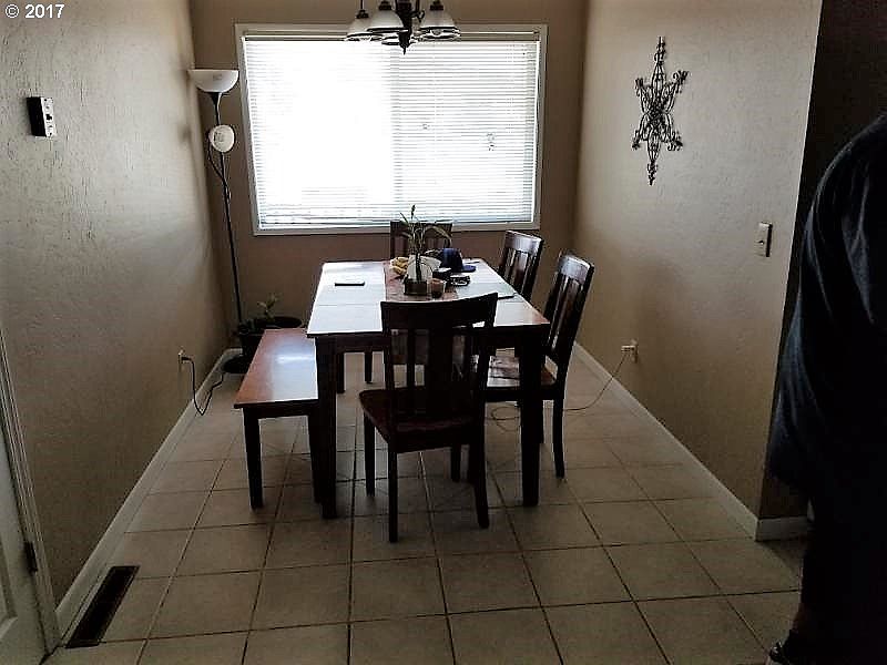 830 W Ridgeway Ave, Hermiston, OR 97838 | Zillow