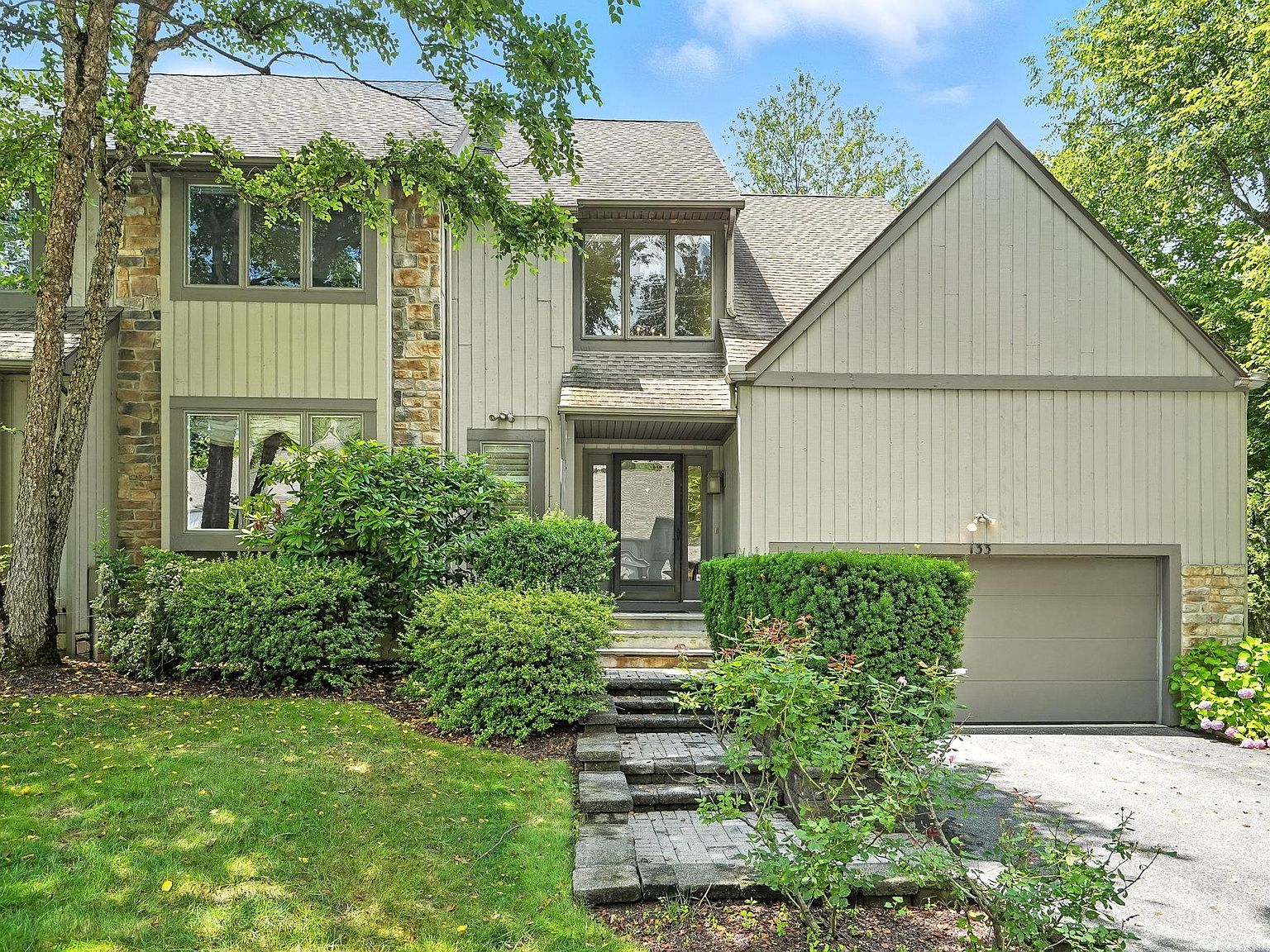 133 Woodbrook Road, White Plains, NY 10605 | MLS #889967 | Zillow