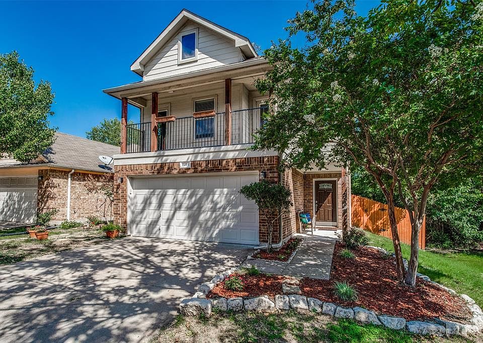 8404 Timberbrook Ln, Dallas, TX 75249 | Zillow