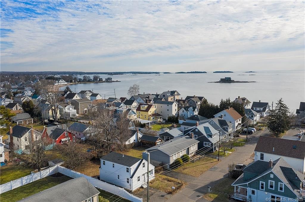 28 Sound View Hts, Branford, CT 06405 | Zillow