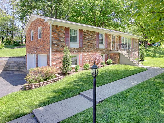 1293 Jostin Dr, Clarksville, TN 37040 | MLS #2646661 | Zillow