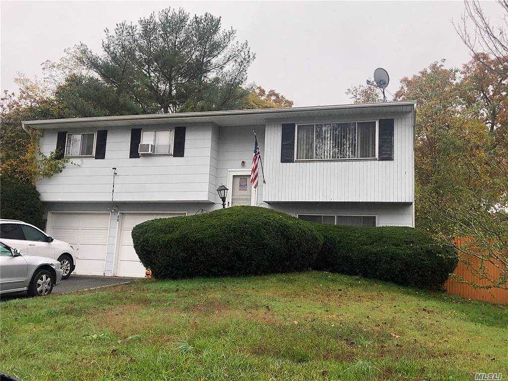 48 Larry Rd S, Selden, NY 11784 | Zillow