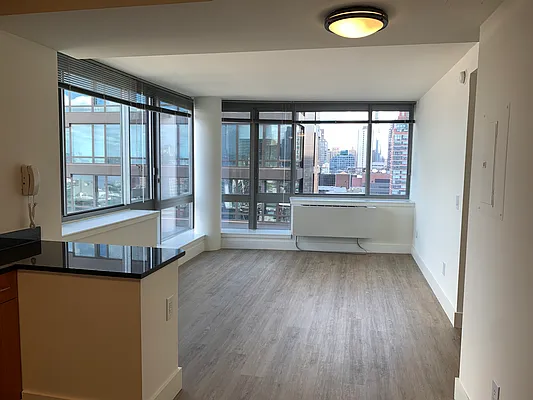 515 West 52nd Street #21A in Hell's Kitchen, Manhattan | StreetEasy