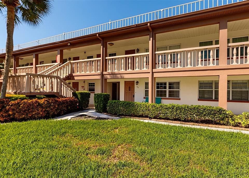 650 Pinellas Point Dr S APT 133, Saint Petersburg, FL 33705 | MLS # ...