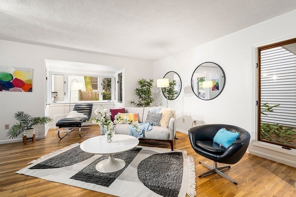 109 Centre St #B, Brookline, MA 02446 | Zillow