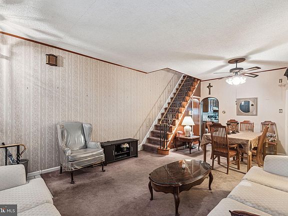 2428 S Rosewood St, Philadelphia, PA 19145 | MLS #PAPH2298030 | Zillow