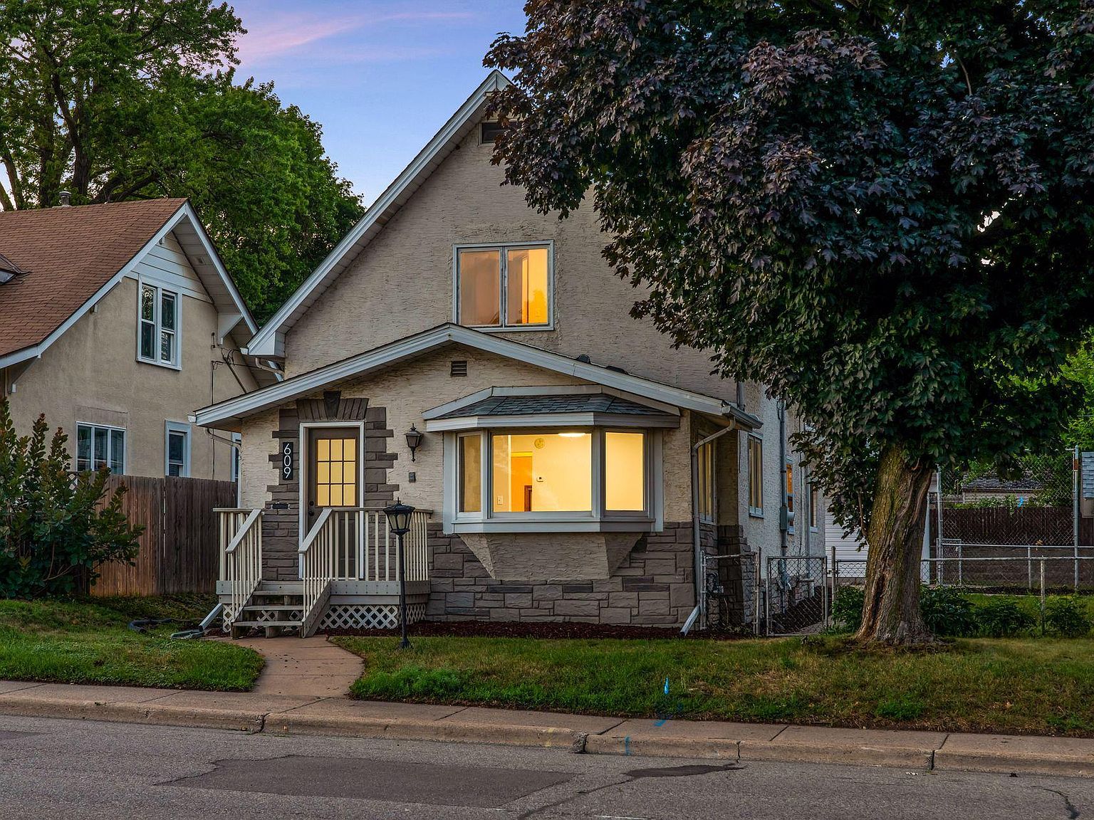 609 40th Ave NE, Columbia Heights, MN 55421 | MLS #6440950 | Zillow