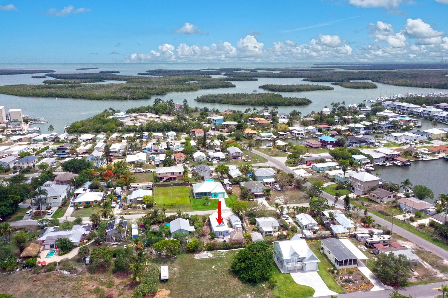 427 Mango Ave, Goodland, FL 34140 | MLS #2231318 | Zillow