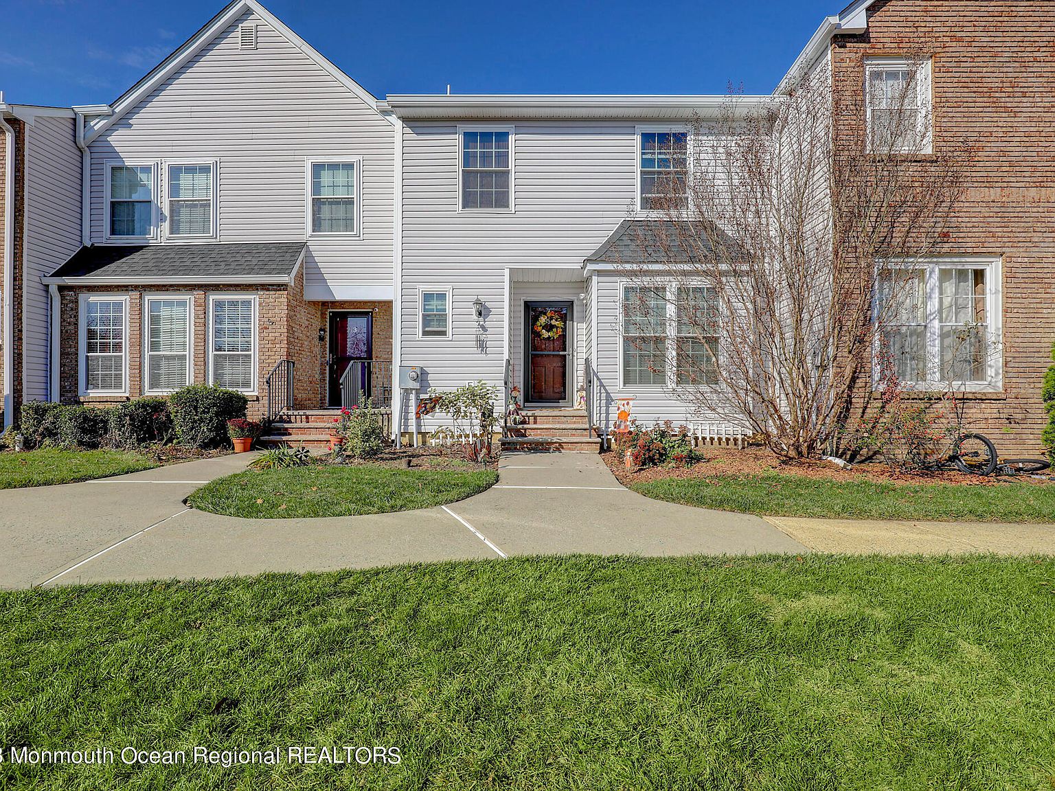 215 Colby Place, Morganville, NJ 07751 | Zillow