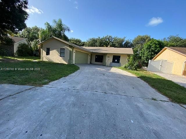 5815 Autumn Ridge Rd, Lake Worth, FL 33463 | Zillow