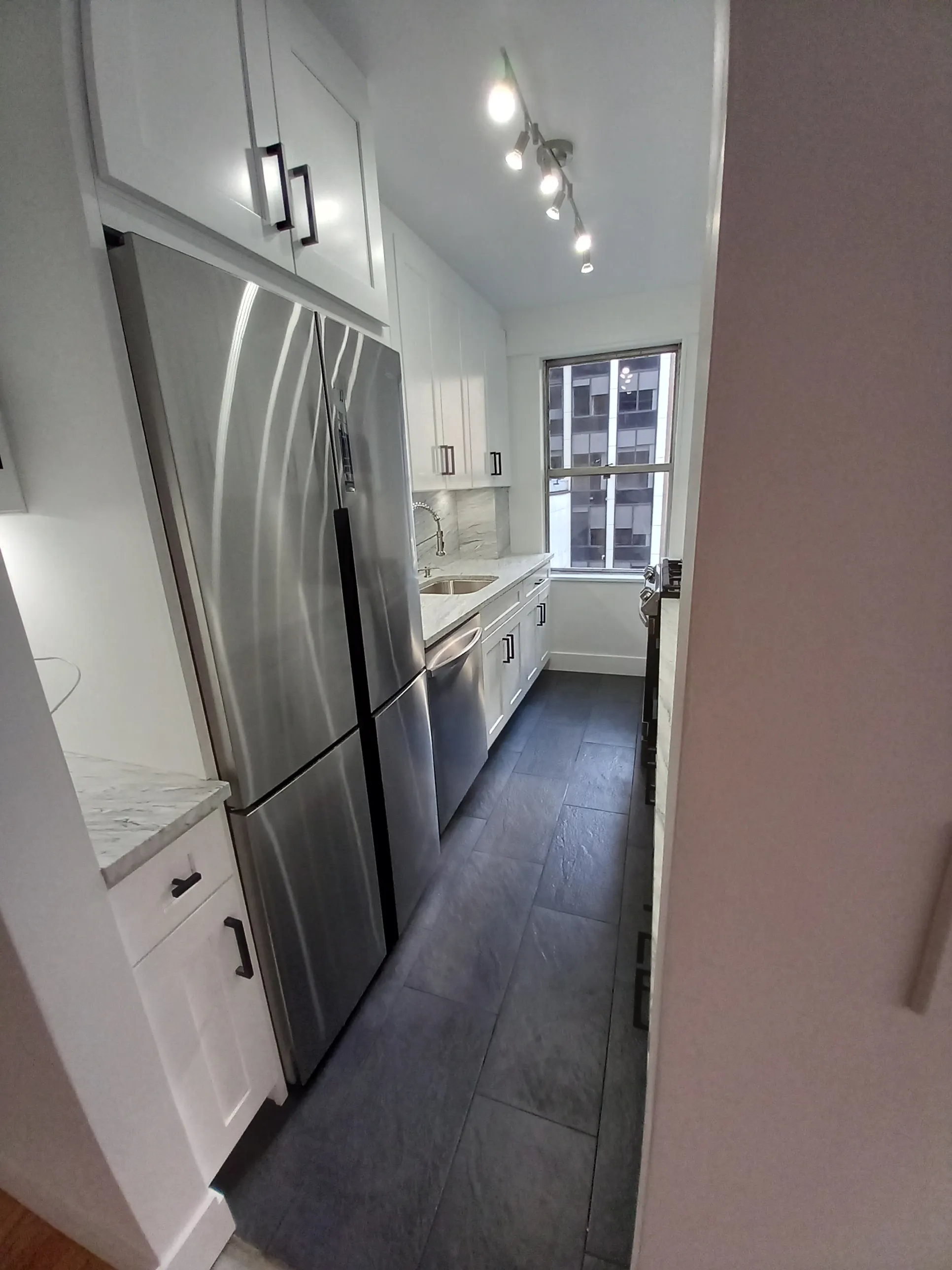 77 West 55th Street #17E in Midtown, Manhattan | StreetEasy