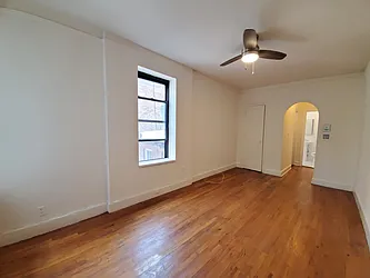 Fran Lebowitz Buys New Place in Chelsea for $3.1M | StreetEasy