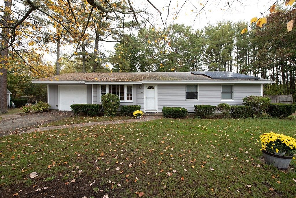 15 Naushon Rd, Wareham, MA 02571 | Zillow