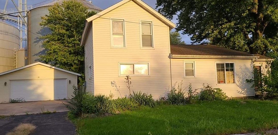 204 S 1st St, Harmon, IL 61042 | Zillow