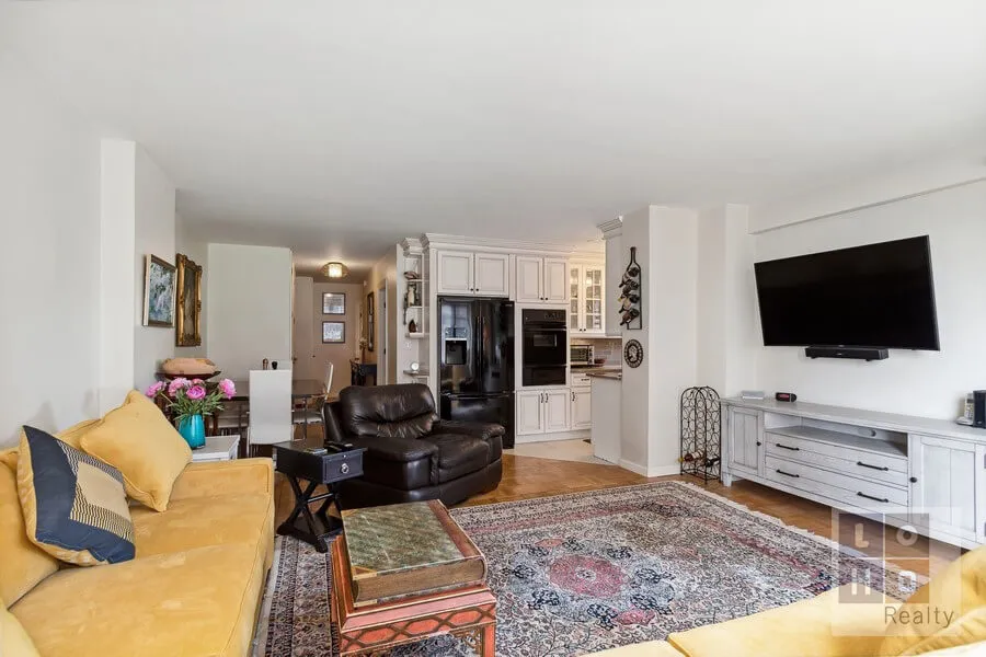 577 Grand Street #F504 in Lower East Side, Manhattan | StreetEasy