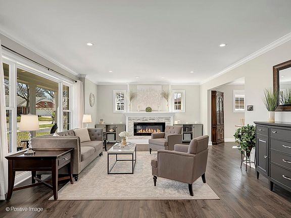 5214 Howard Ave, Western Springs, IL 60558 | MLS #12065299 | Zillow