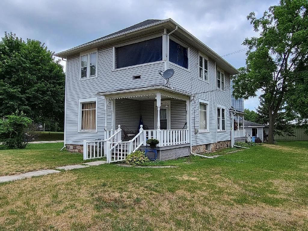 204 East Beloit St, Darien, WI 53114 | Zillow